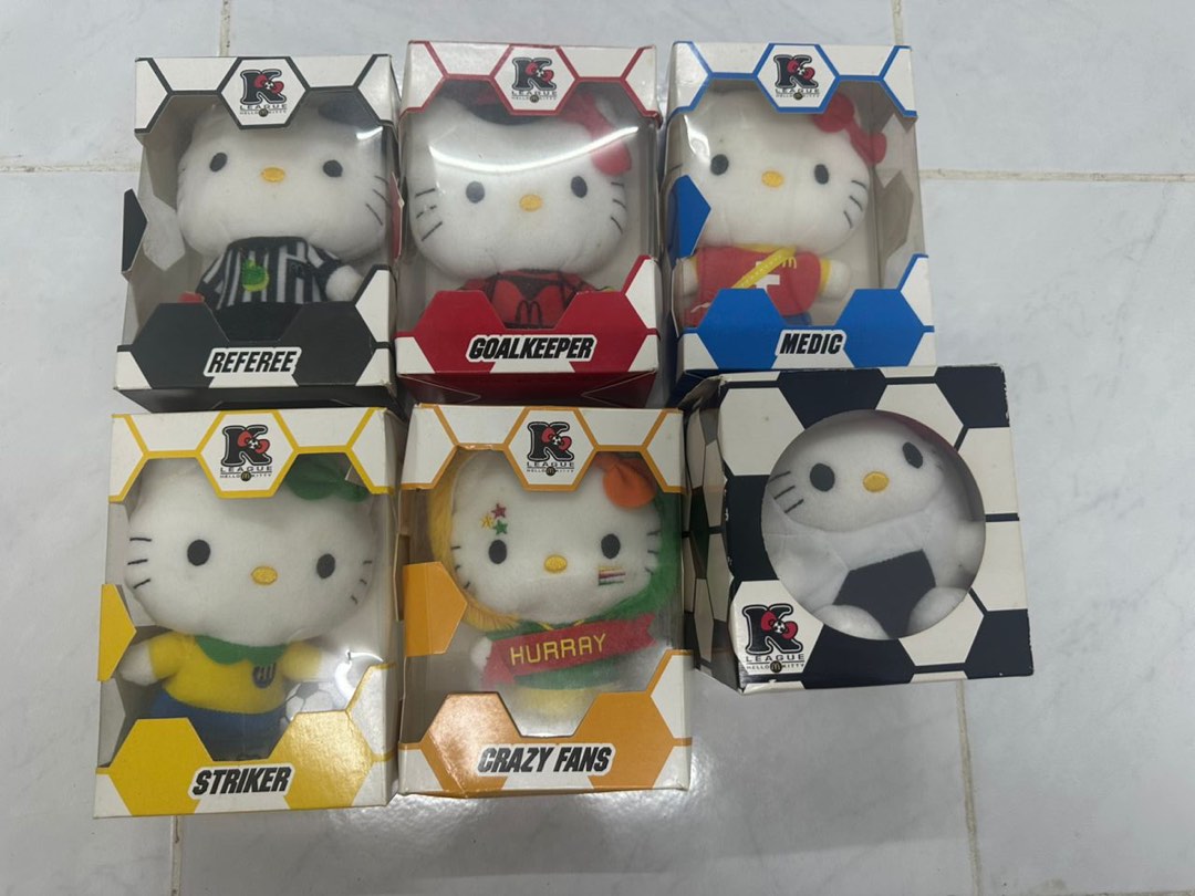 Hello Kitty Soccer Team Mcdonald Sgpore, Hobbies & Toys, Toys & Games ...