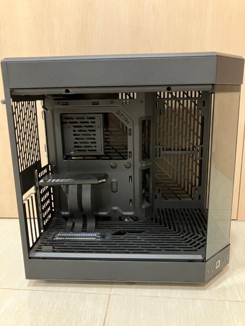 Hyte y60 computer casing chassis, Computers & Tech, Parts & Accessories ...