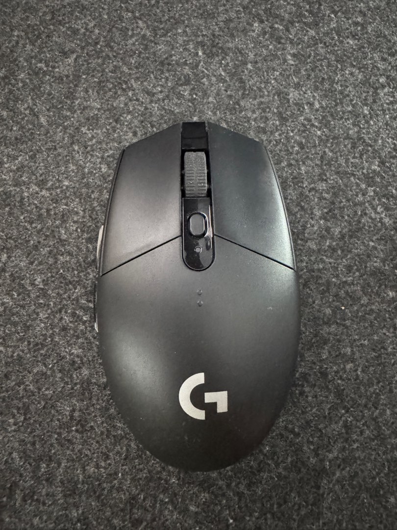 Logitech G304 Wireless Gaming Mouse, Computers & Tech, Parts ...