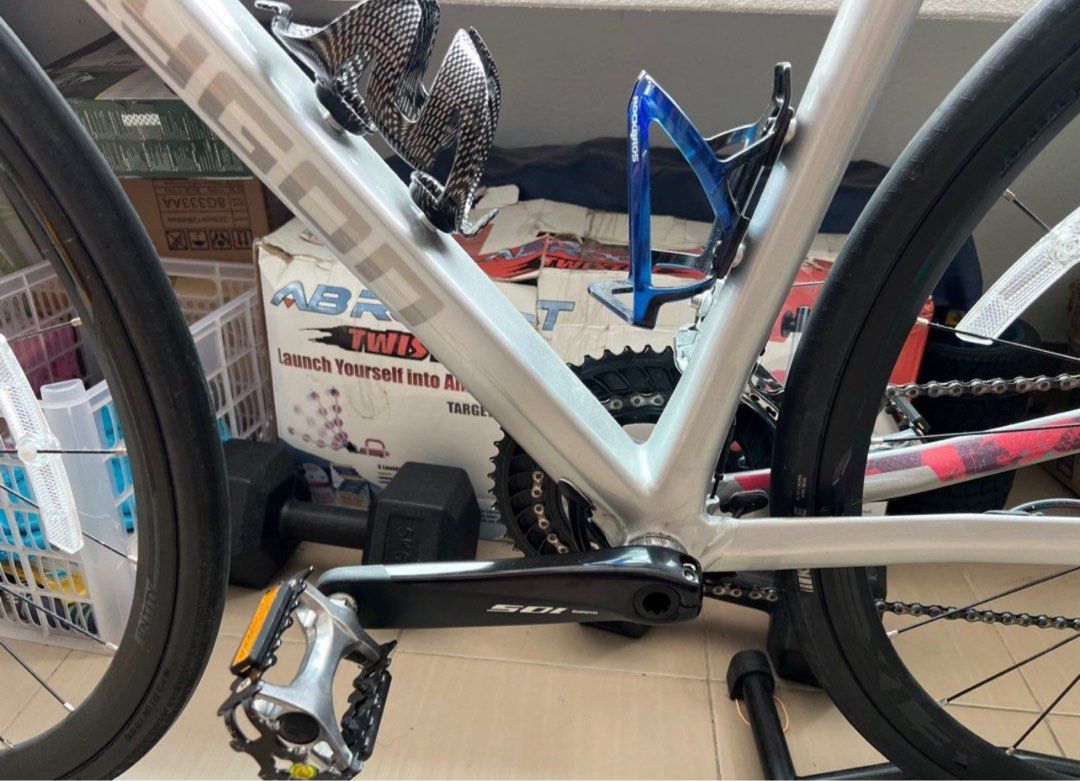 Polygon Strattos S5 Disc Road Bike, Sports Equipment, Bicycles & Parts ...