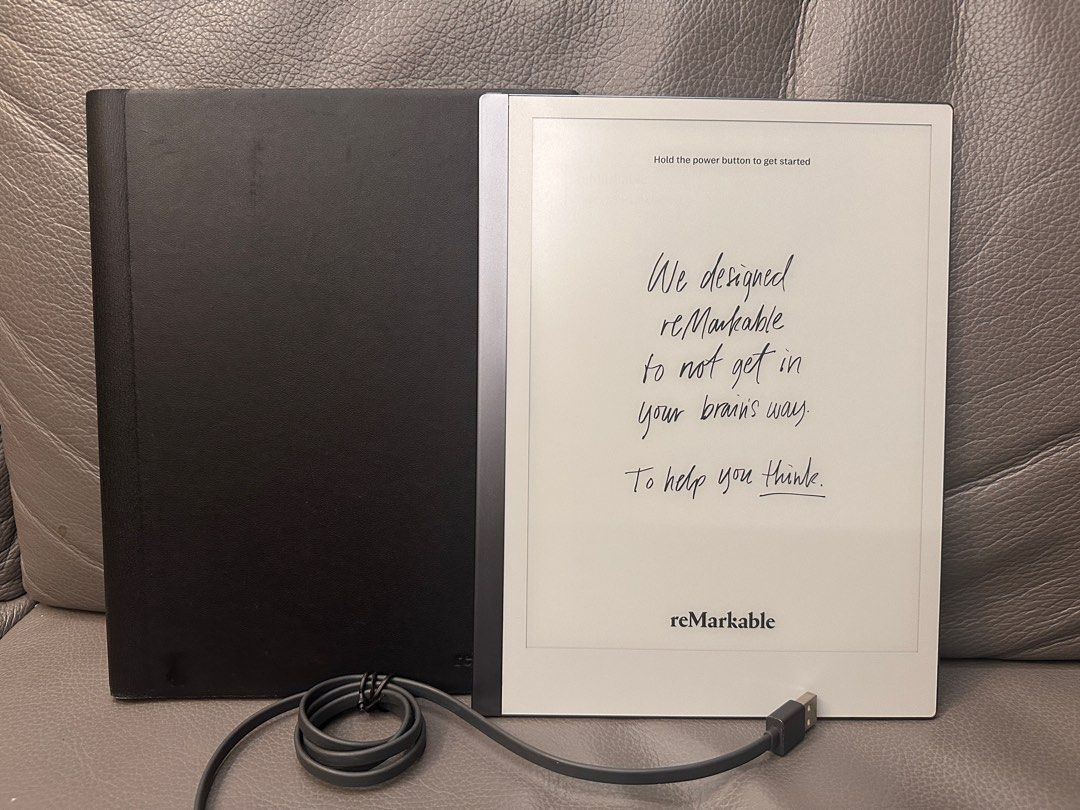 reMarkable 2 Tablet + Book Folio (Leather: Black) + Marker + 原廠充電線, 手提 ...