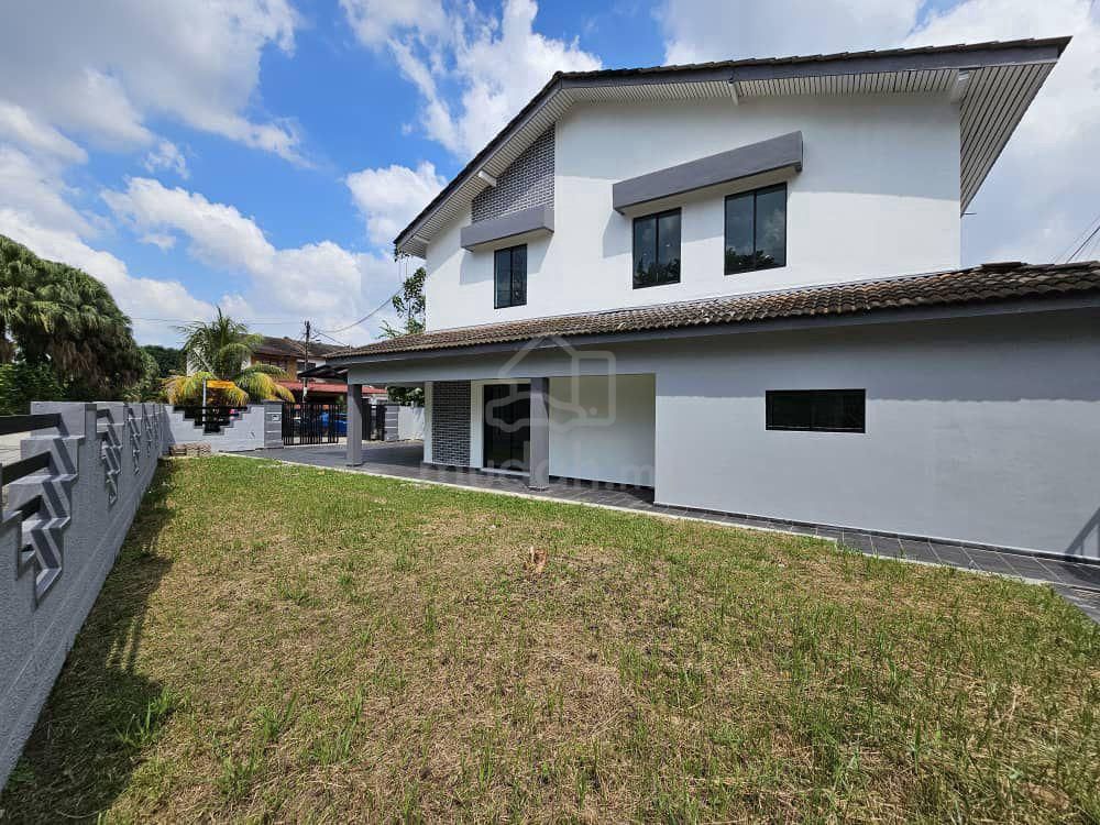Taman Daya, Jalan Bertam, Corner house, Fully Renovated, Facing South ...