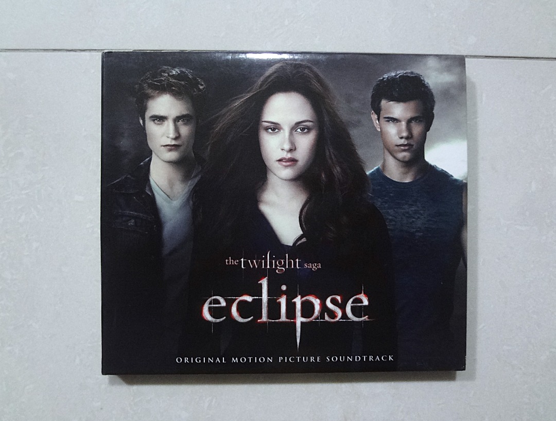 The Twilight Saga Eclipse Original Motion Picture Soundtrack CD, Hobbies & Toys, Music & Media ...
