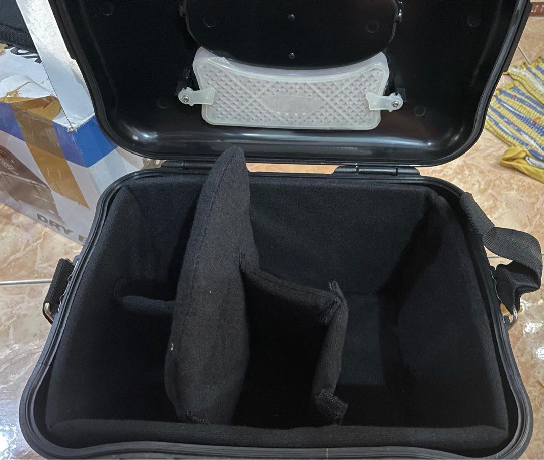 Dry Box Camera, Fotografi di Carousell