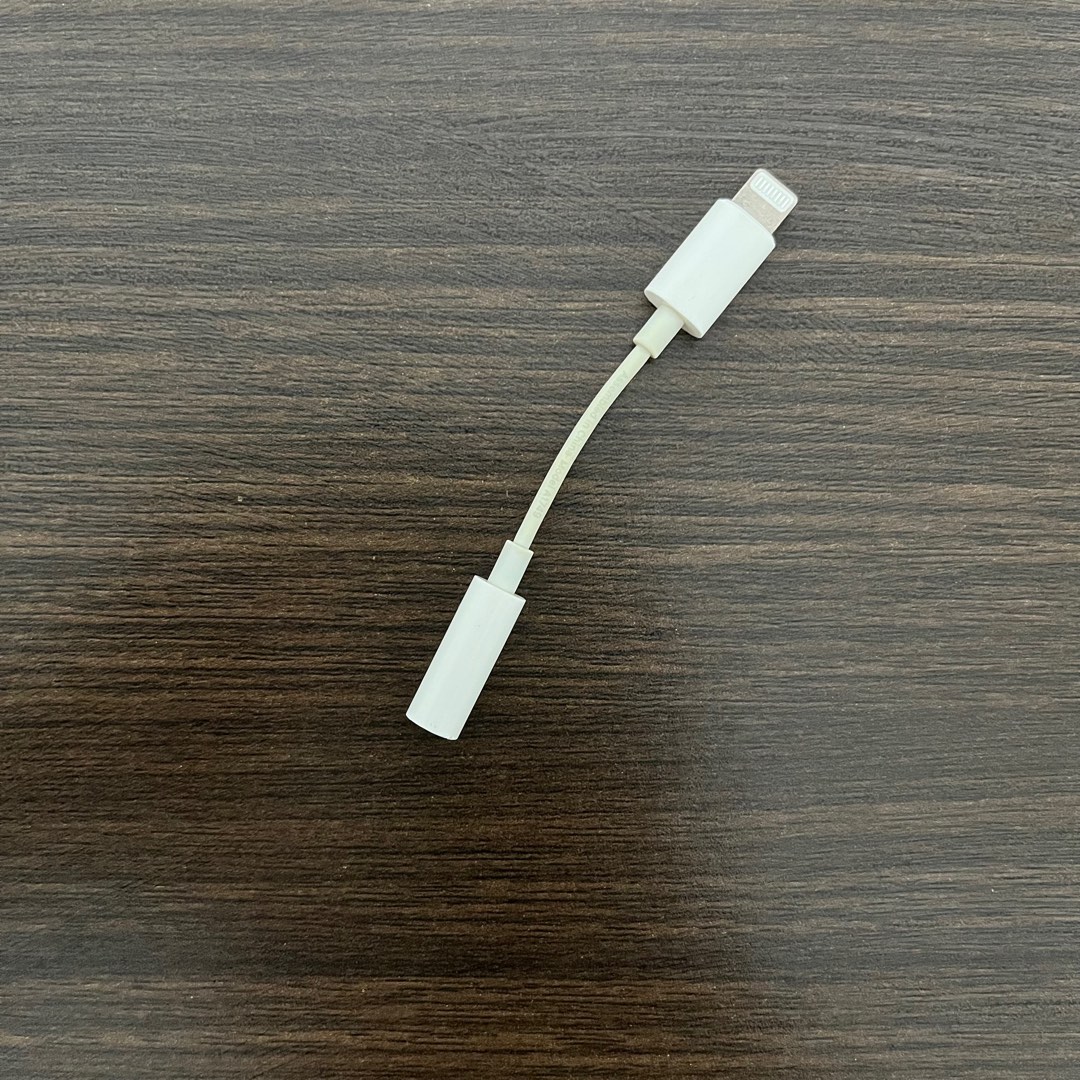 [GENUINE] Apple Lightning to 3.5mm Headphone Jack Adapter, Mobile ...