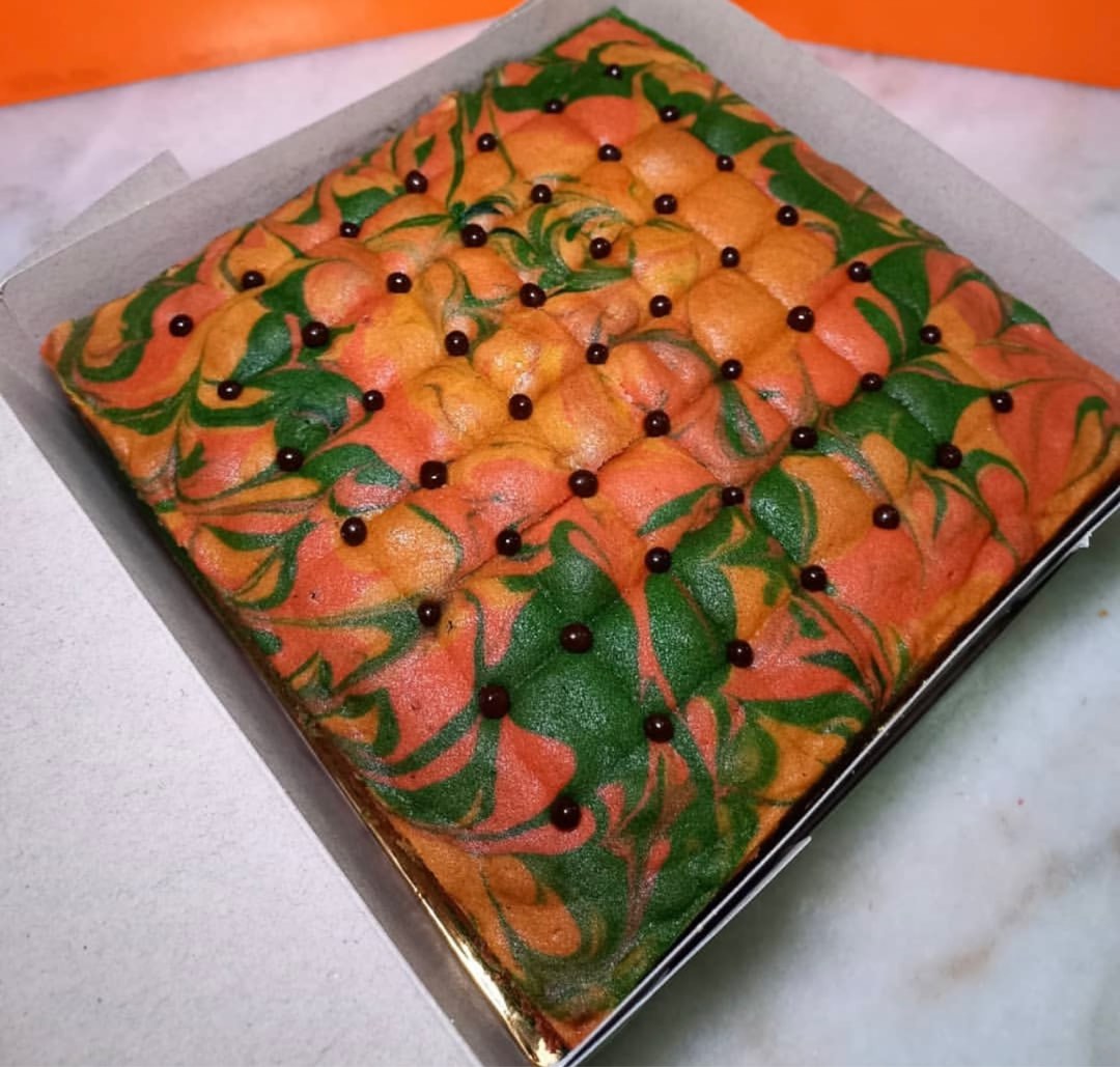 Marble cake / Diwali marble kek / freshly baked / butter cake / moist ...