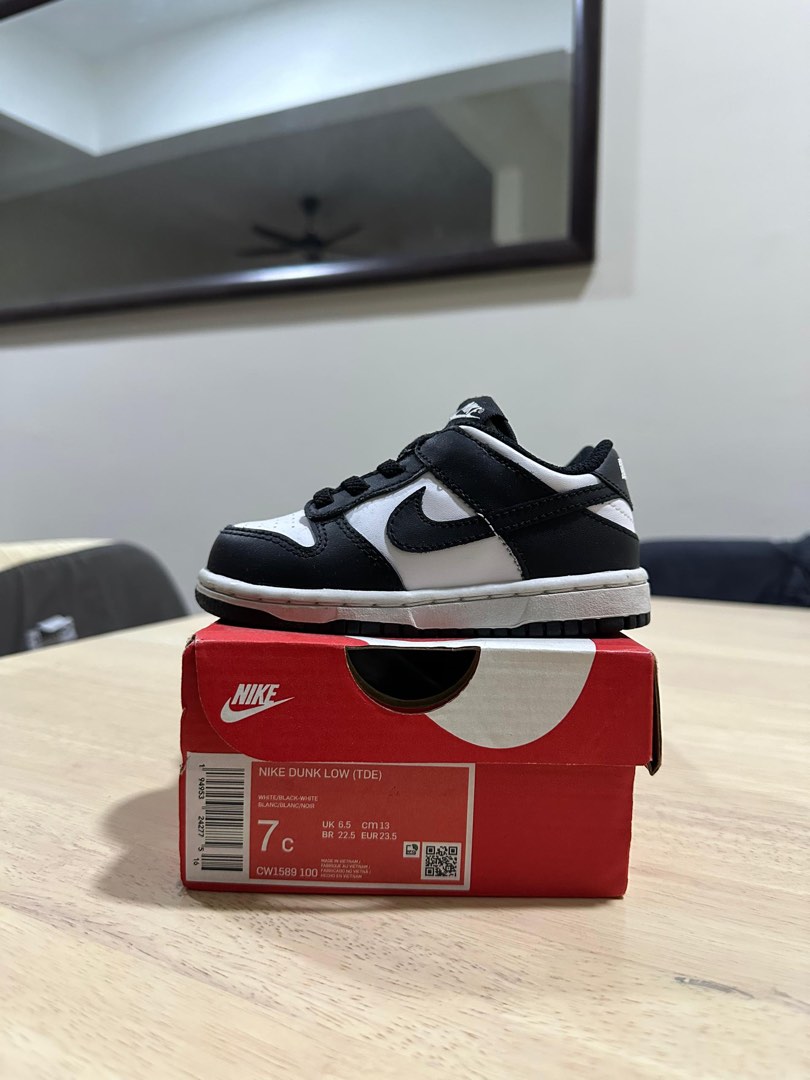 Nike dunk, Babies & Kids, Babies & Kids Fashion on Carousell