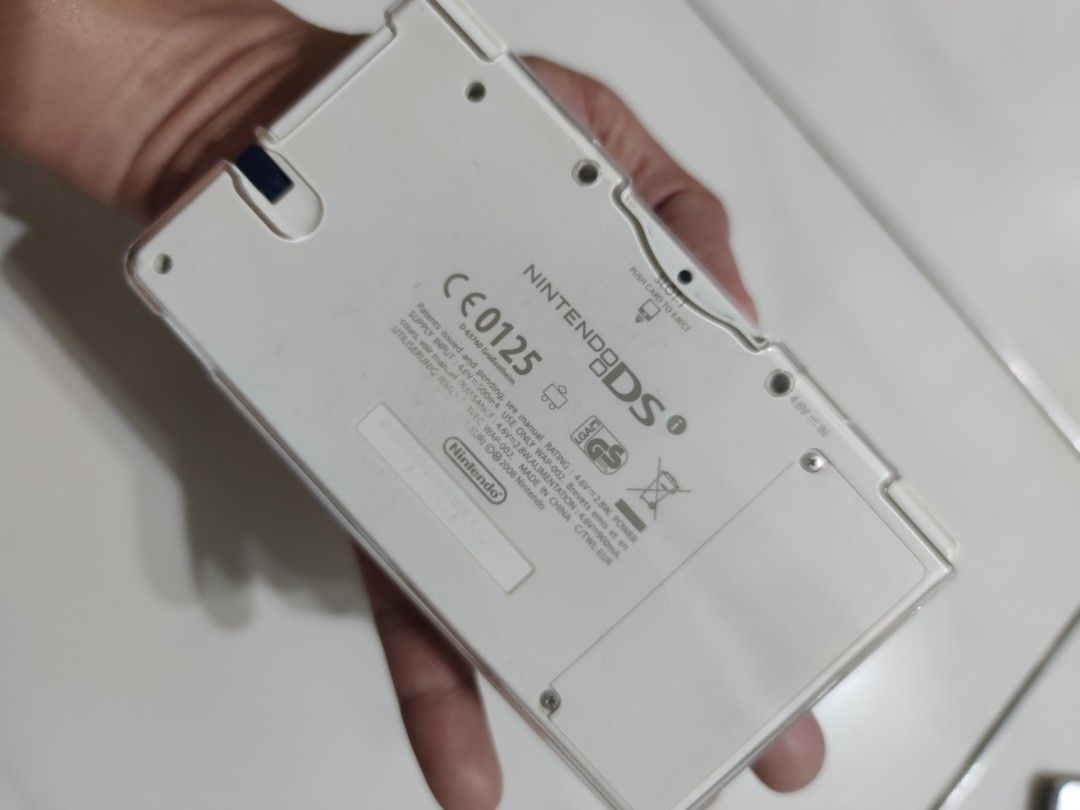 Nintendo dsi white unit only, Video Gaming, Video Game Consoles ...