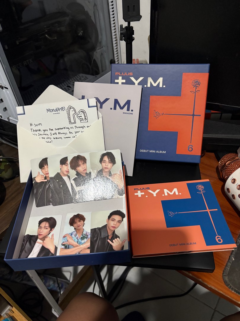 Pluus Mini Debut Album - JL Ahof predebut, Hobbies & Toys, Music ...