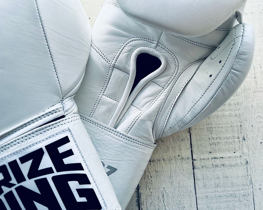 Prize Ring Boxing Gloves - White 10 - 16 oz, Sports Equipment, Other ...
