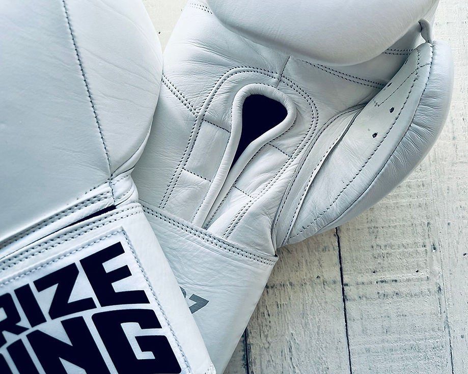 Prize Ring Boxing Gloves - White 10 - 16 oz, Sports Equipment, Other ...