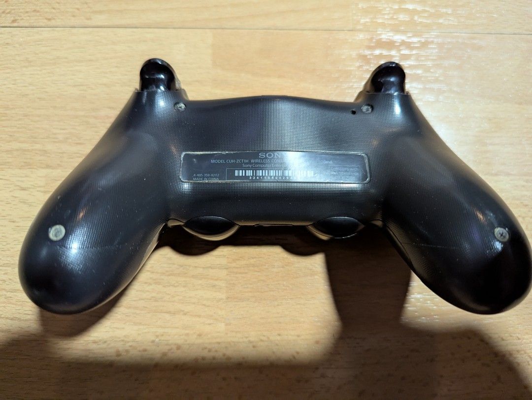 fake ps4 controller inside