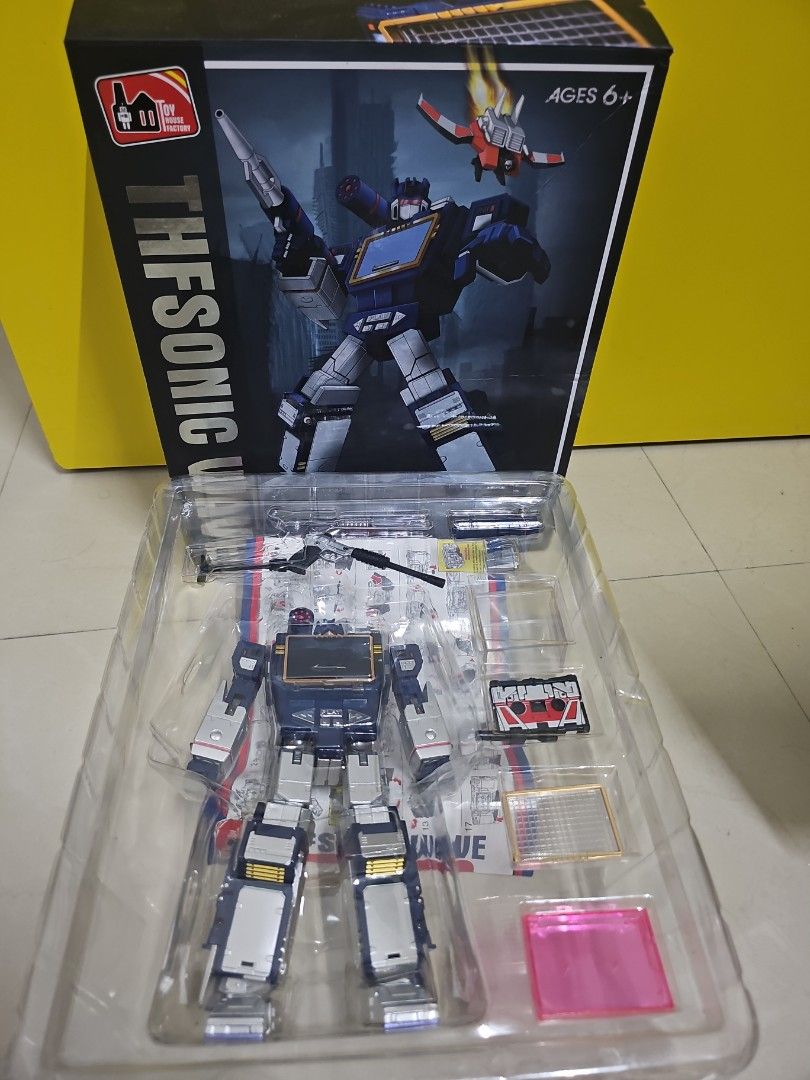 Transformer G1 Soundwave Action Figure, Hobbies & Toys, Toys & Games on ...
