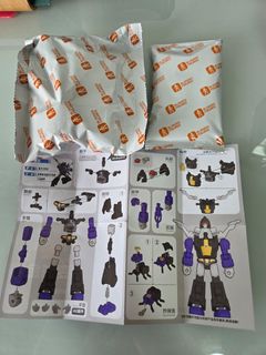 Blokees Transfomers Galaxy Version 8 Sharkticon/Blitzwing, Hobbies ...