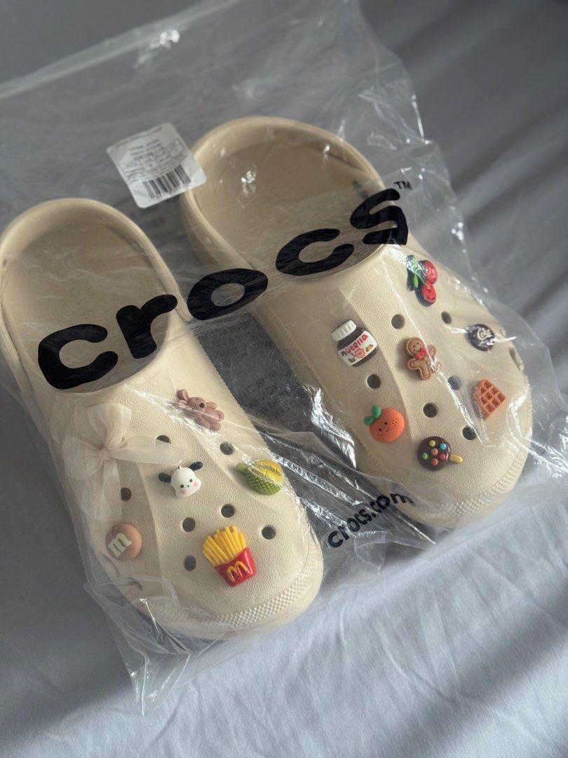 Crocs Baya Platform Clogs with Jibbitz Charms, Women's Fashion, Footwear, Flipflops and Slides ...