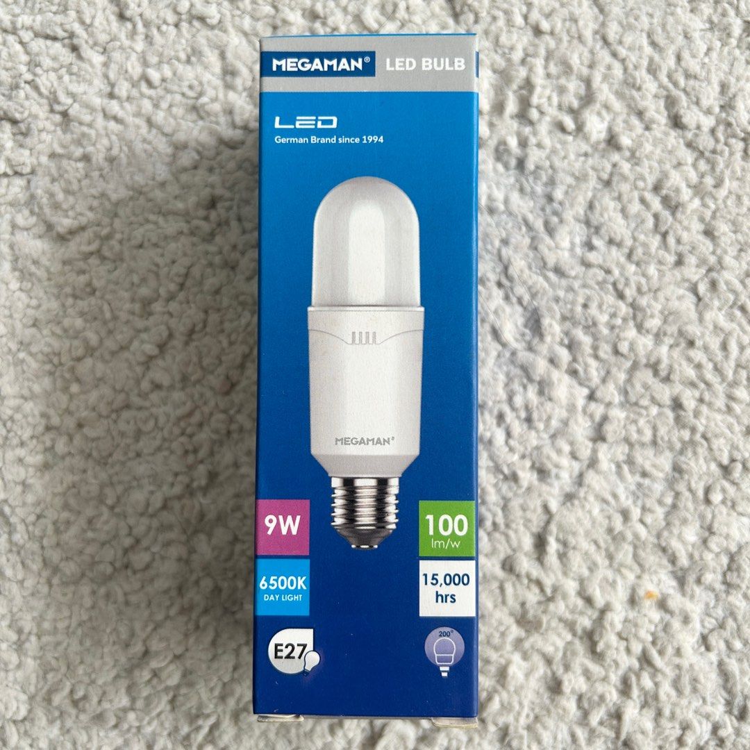Megaman / Philips LED Light Bulb Set, Furniture & Home Living, Lighting ...