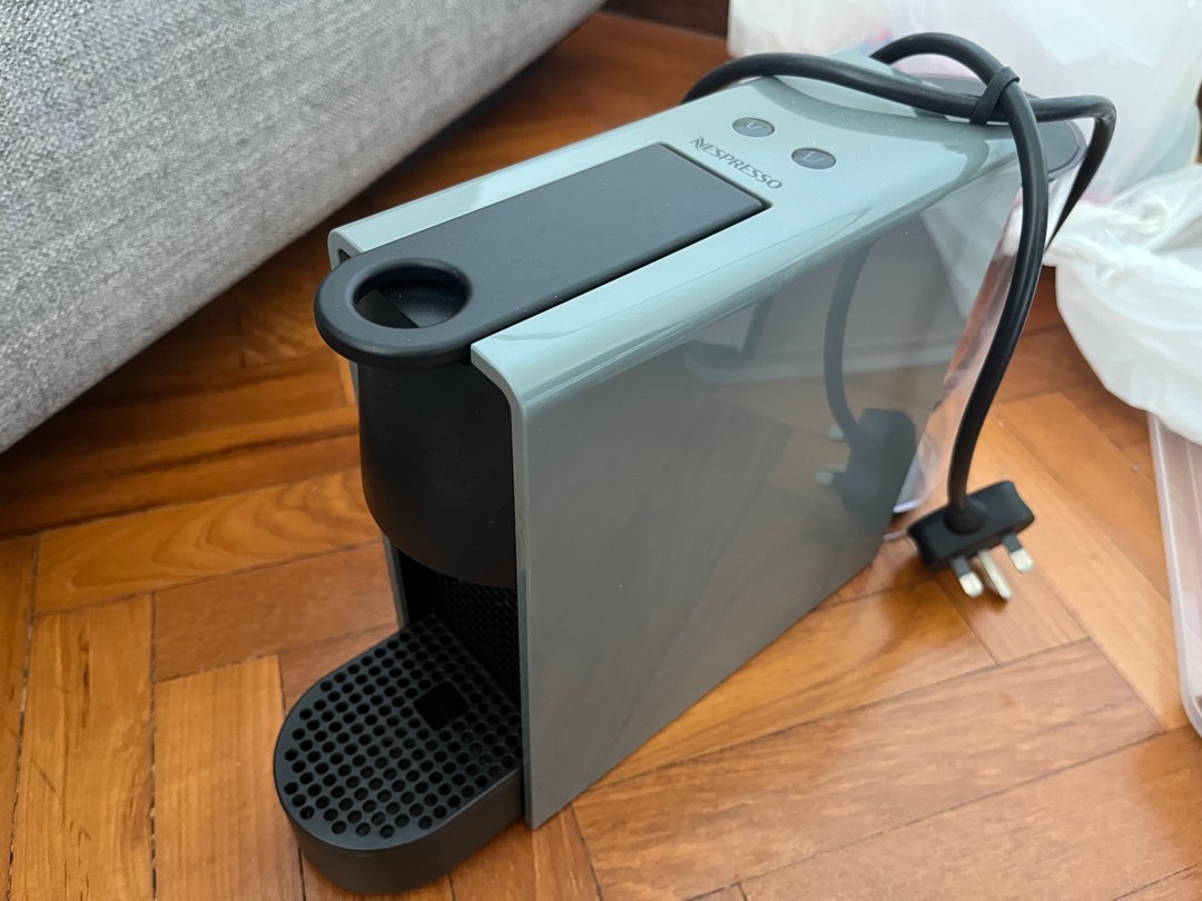Nespresso Essenza Mini Coffee Machine, TV & Home Appliances, Kitchen ...