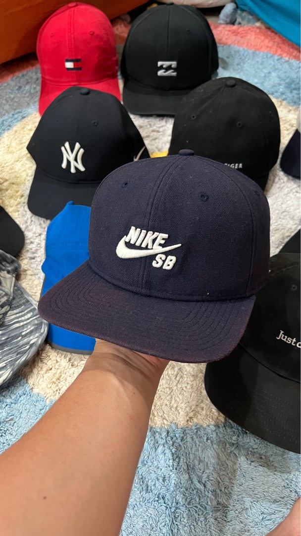 NIKE SB CAP, Men's Fashion, Watches & Accessories, Cap & Hats on Carousell
