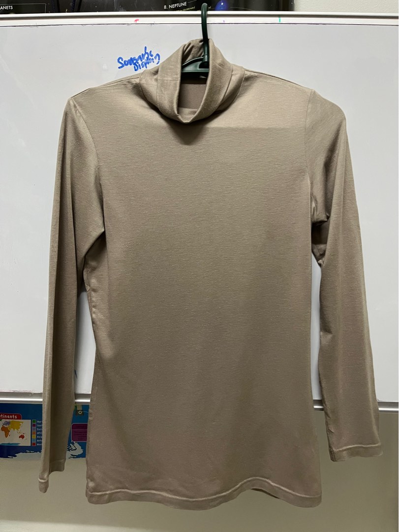 Uniqlo HEATTECH Turtleneck Inner, Women's Fashion, Tops, Longsleeves on ...