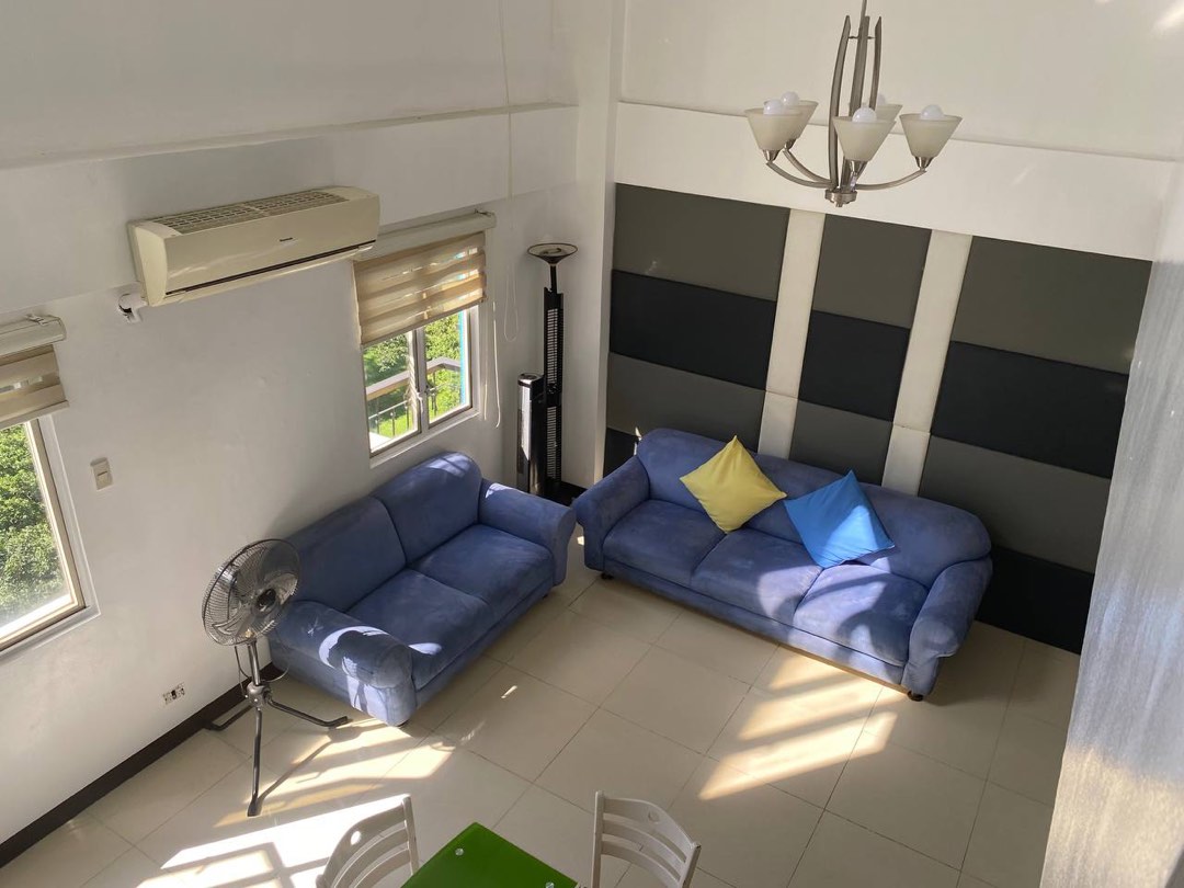 1BR Loft for Rent: Tuscany Private Estates BGC (+5k with Parking ...