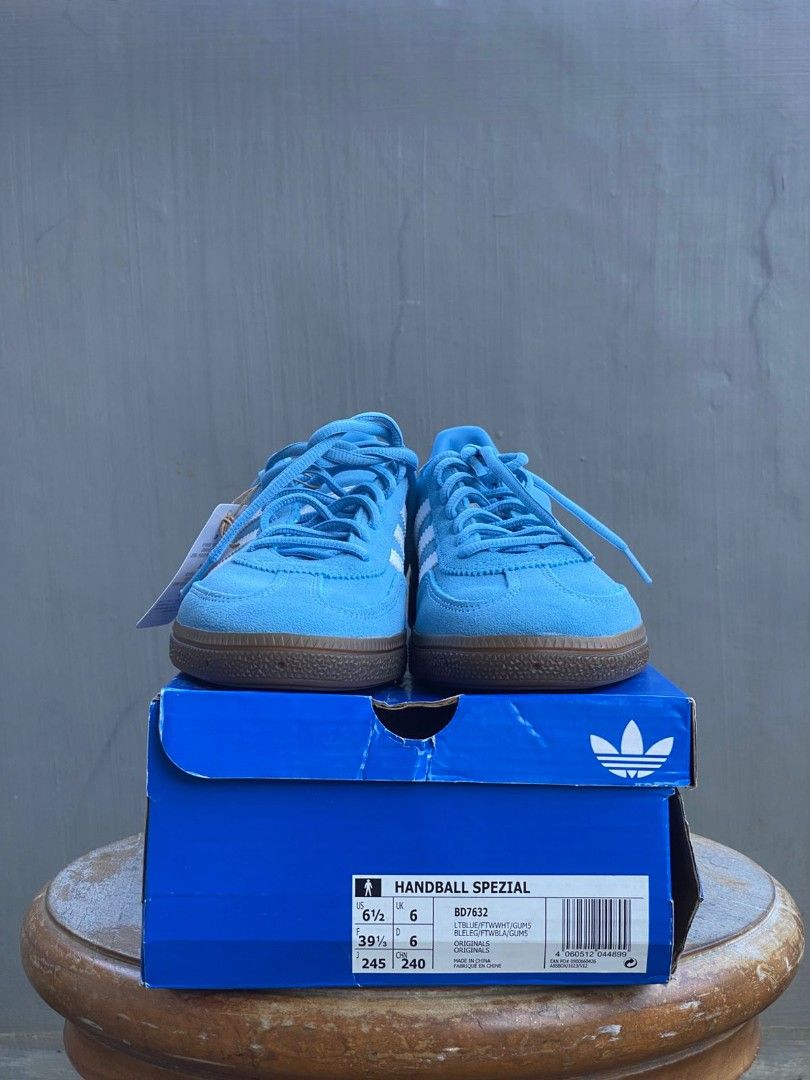 Adidas Originals Handball Spezial Ice Blue, Fesyen Wanita, Sepatu di ...