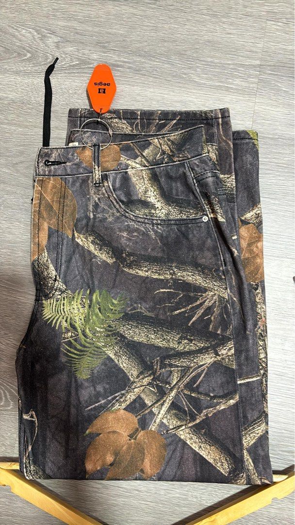 Aegis real tree pants sizing L, Men's Fashion, Bottoms, Jeans on Carousell