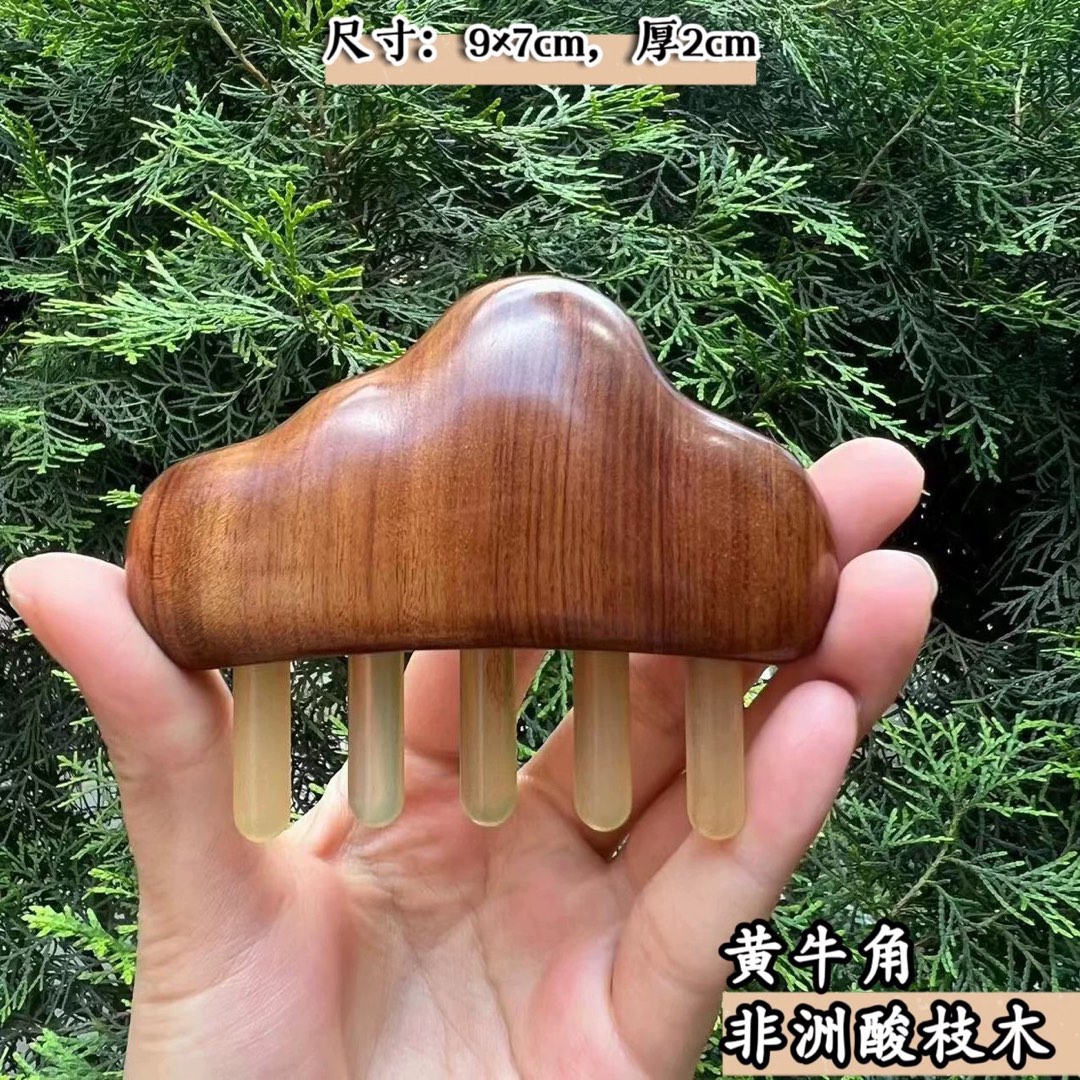 Massage comb with six sheep horn nails, embedded teeth, no trace ...