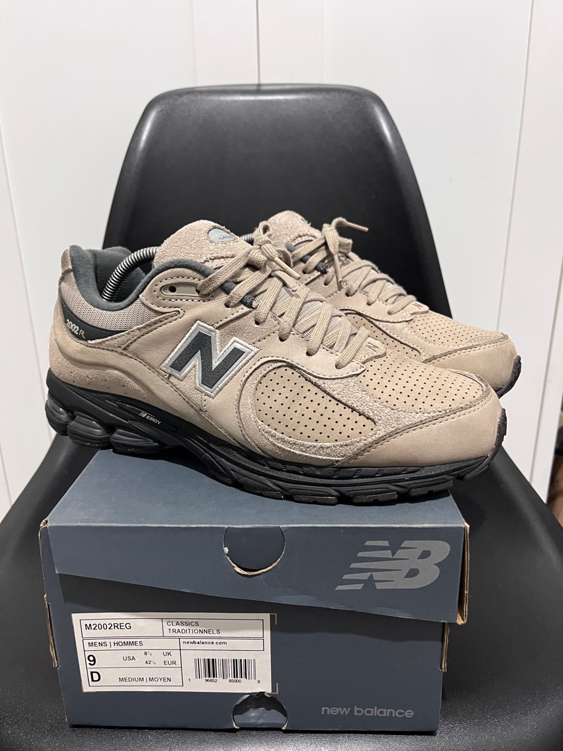Sepatu New Balance 2002R Sand Driftwood, Fesyen Pria, Sepatu , Sneakers ...
