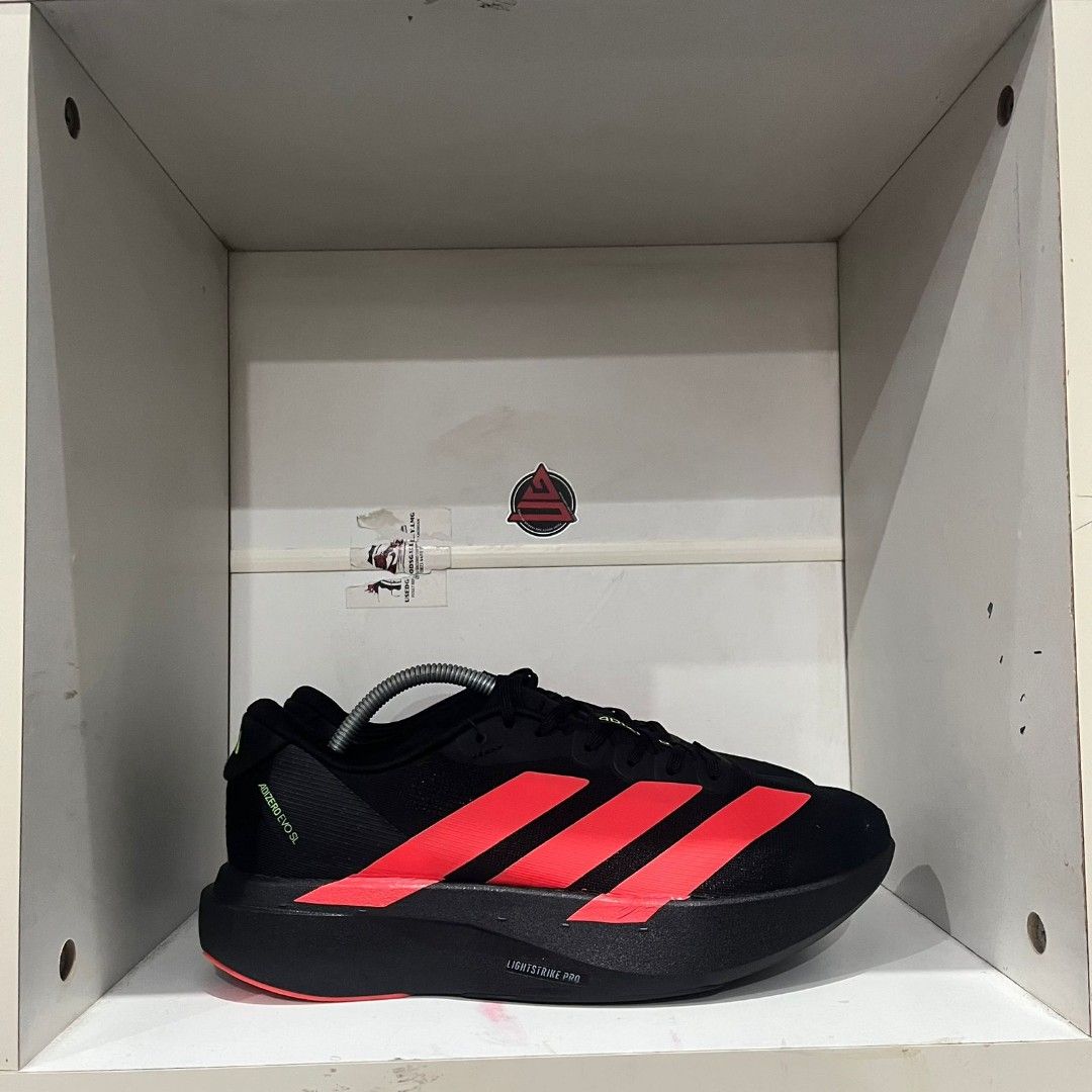 Adidas Adizero Evo SL, Fesyen Pria, Sepatu , Lainnya di Carousell