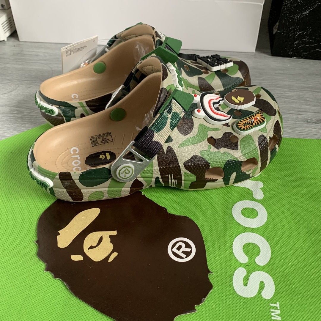 Brandnew Crocs Bape Sta, Men's Fashion, Footwear, Slippers & Slides on ...