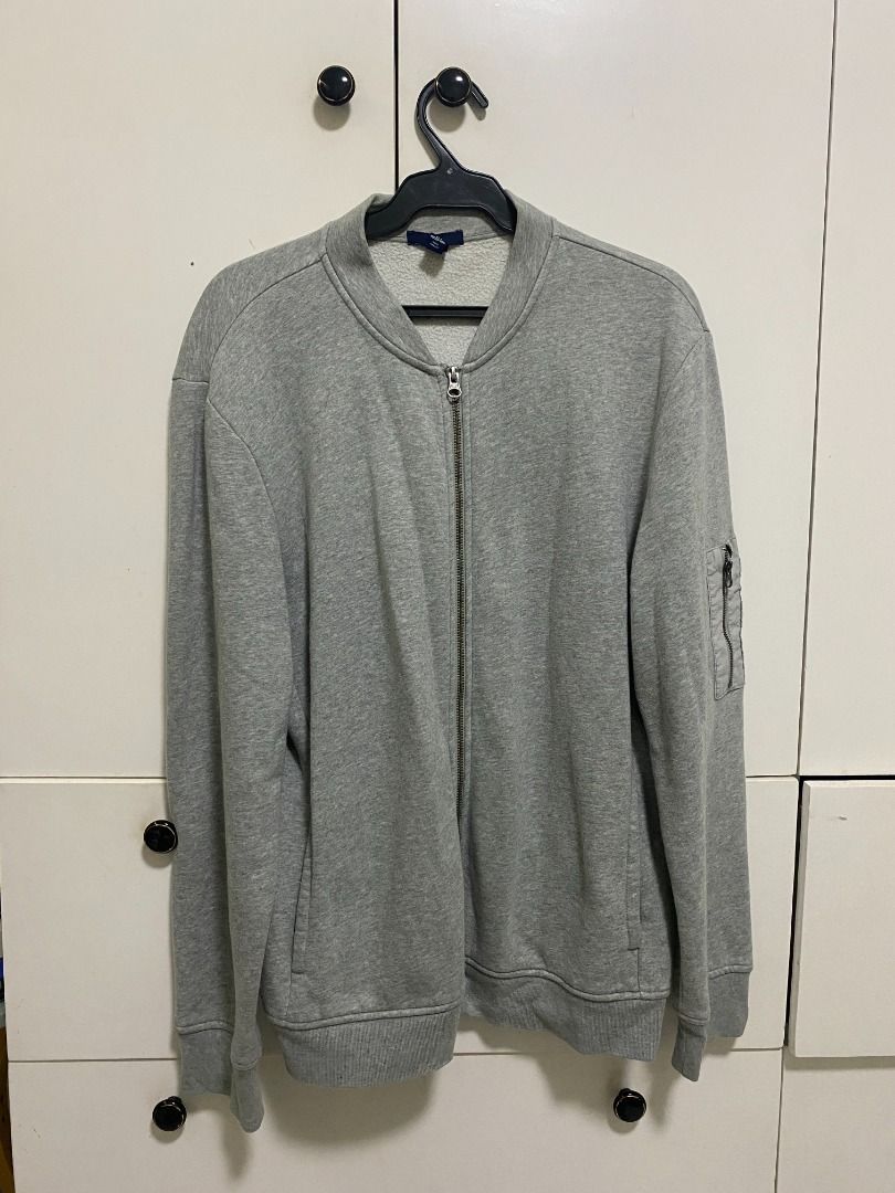 Gap Varsity Jacket in Gray, Men's Fashion, Coats, Jackets and Outerwear ...