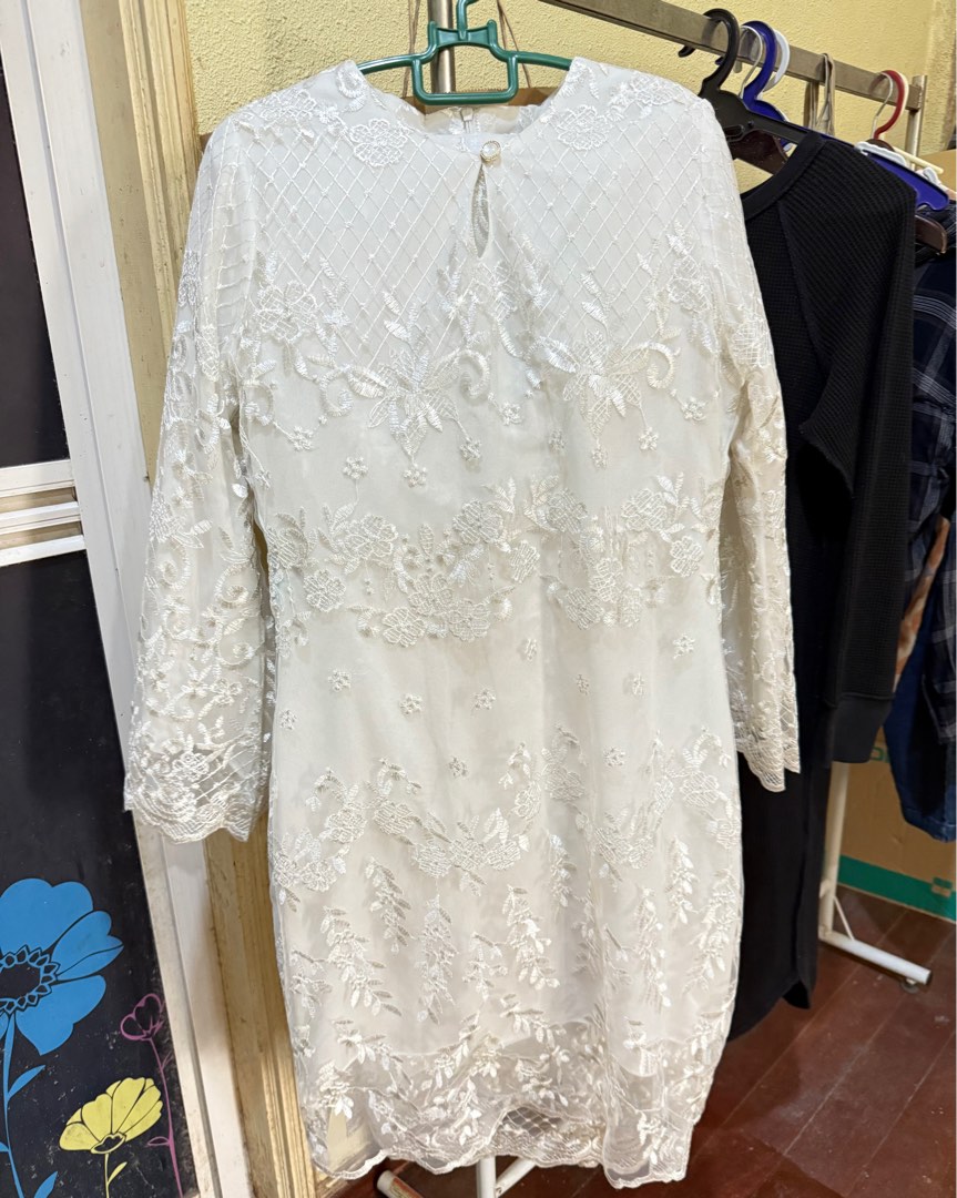 KURUNG SULAM PUTIH AKAD NIKAH, Women's Fashion, Dresses & Sets ...