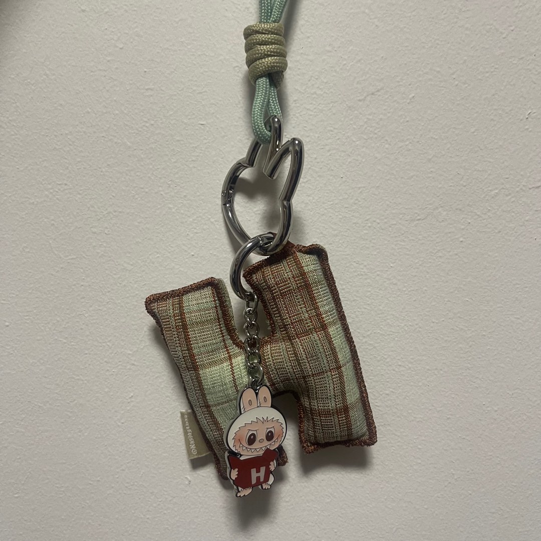 Letter H Keychain Labubu, Hobbies & Toys, Toys & Games on Carousell