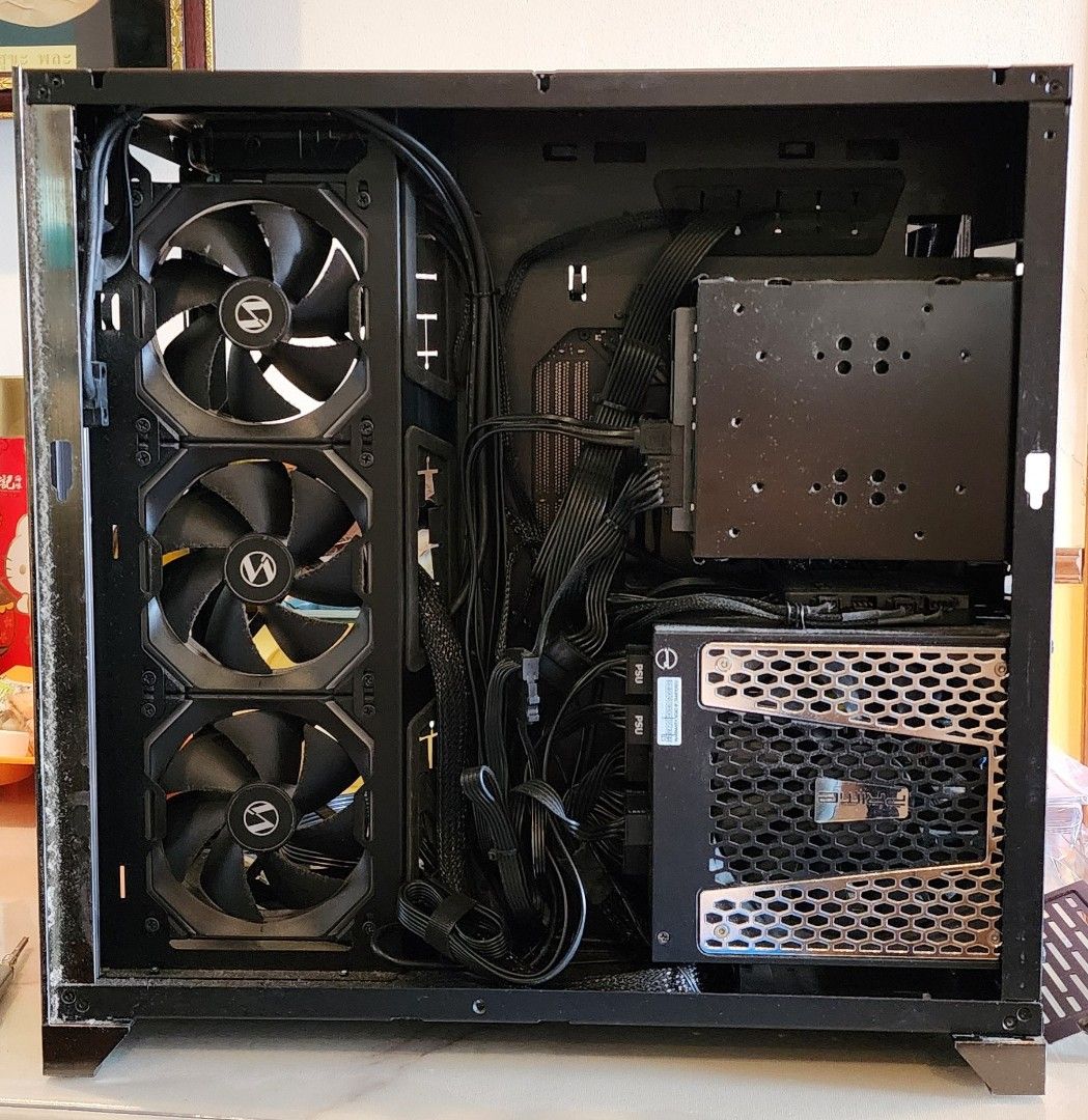 Lian Li O11D PCMR, AMD R9 5900X, Asus Crosshair 8 Dark Hero, NZXT ...