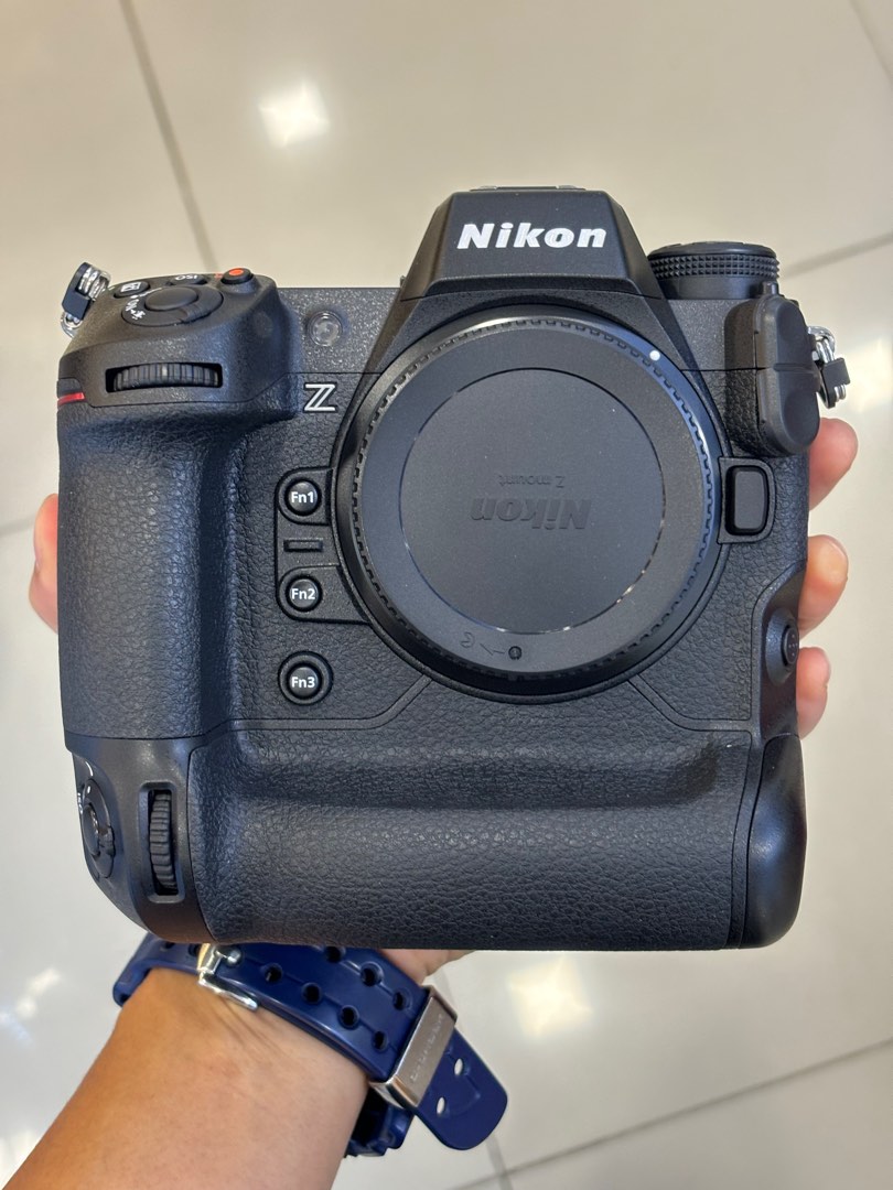 NIKON Z9 BODY SHUTTER COUNT 10 CLICK ONLY, Photography, Cameras on ...