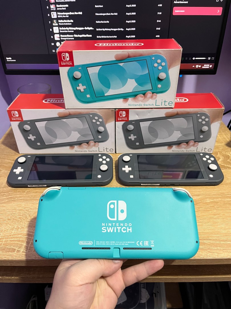 Nintendo Switch Lite Consoles (complete w/ freebies), Video Gaming, Video Game Consoles ...