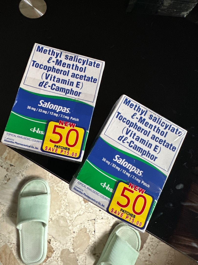 Salonpas 50 patches (exp aug 2025), Beauty & Personal Care, Bath & Body ...