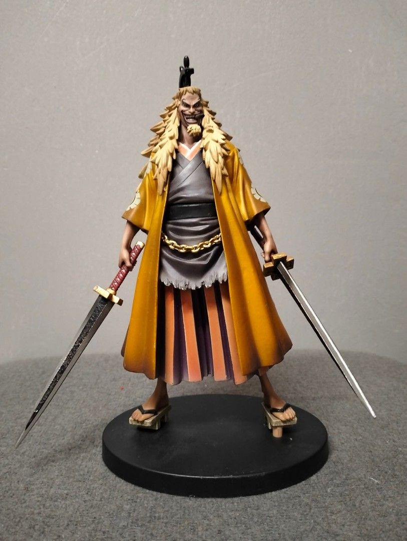 Shiki the Lion One Piece Figure With 2 detachable swords, Hobbies ...