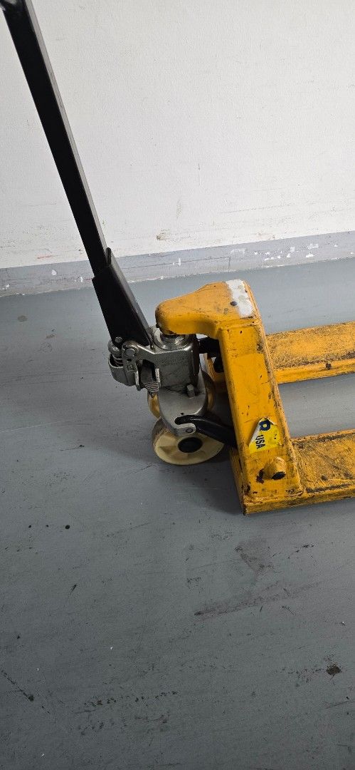 Used Yellow Pallet Jack (USA), Furniture & Home Living, Home ...