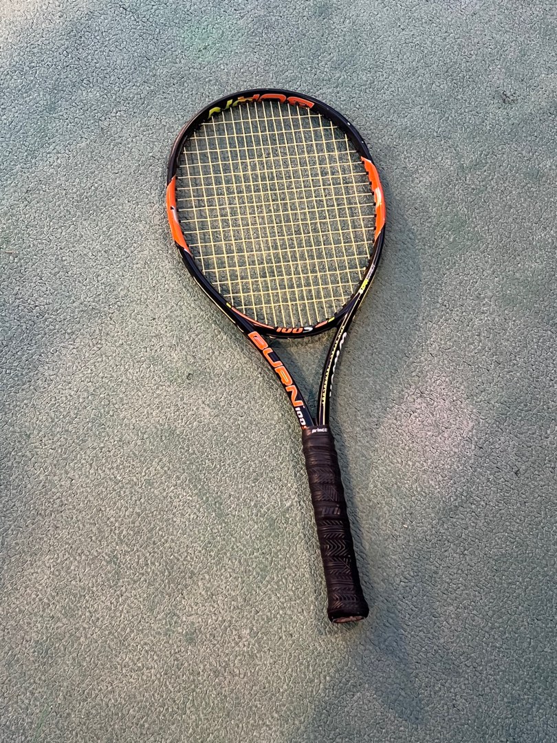 Wilson Burn 100S Tennis Racket, 運動產品, 運動與體育, 運動與體育 - 球拍和球類運動 - Carousell