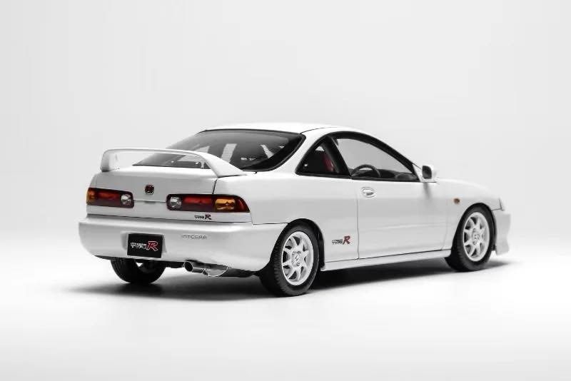1/18 Motorhelix Honda Integra Type R DC2 Pre-Facelift Championship ...