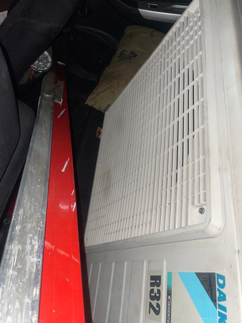 Daikin inverter r32, TV & Home Appliances, Air Conditioners & Heating ...
