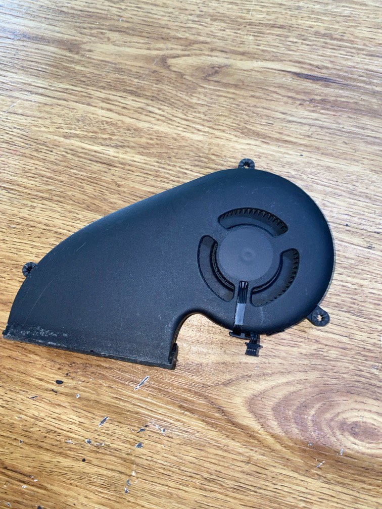 Fan imac 27 inch original part, Computers & Tech, Parts & Accessories ...