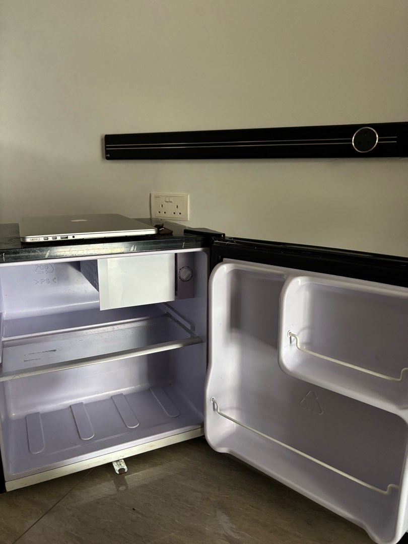 PowerPac Inverter Bar Fridge - Black, TV & Home Appliances, Kitchen ...