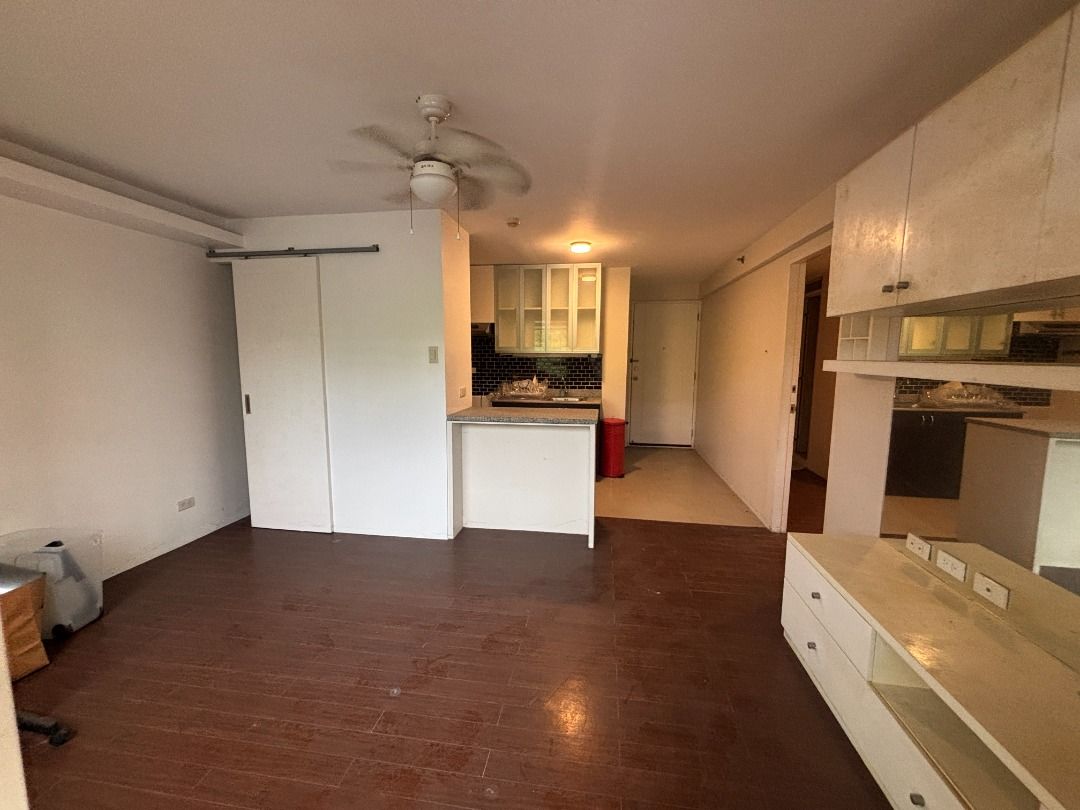 Rush Sale! Combined 1 Bedroom Unit with Parking Solano Hills Building 3 ...