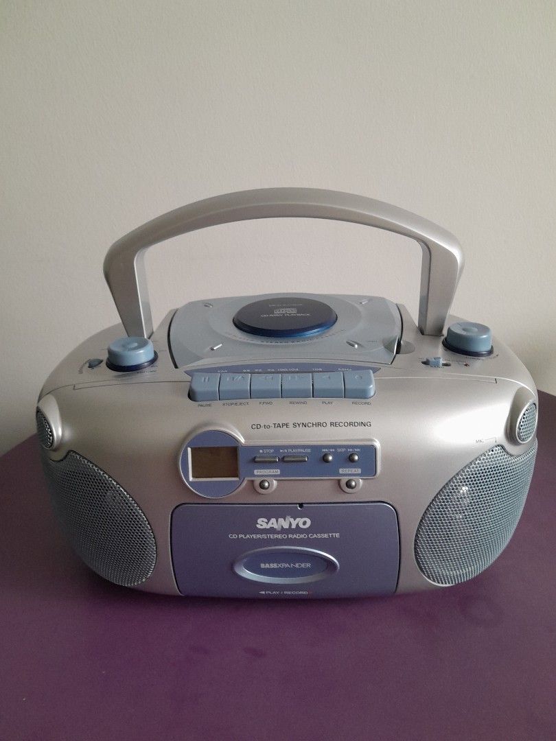 Sanyo MCD-XJ780A CD Player Boombox, Audio, Portable Music Players on ...
