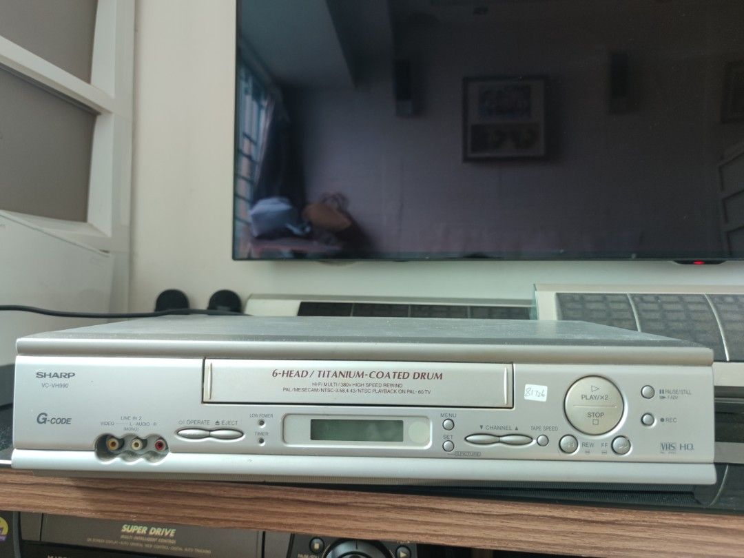 Sharp VC-VH990 VHS PLAYER VCR 6磁頭錄影機, 家庭電器, 電視 & 其他娛樂, 電視 - Carousell