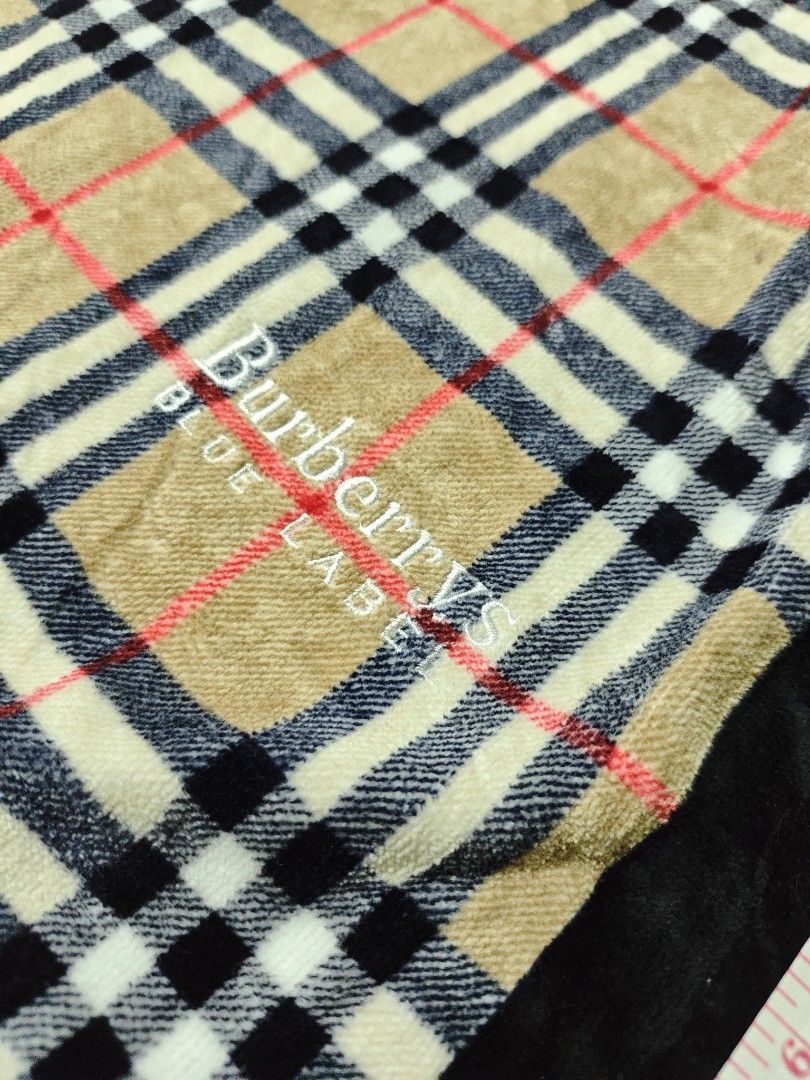Tuala Burberry London blue label, Announcements on Carousell