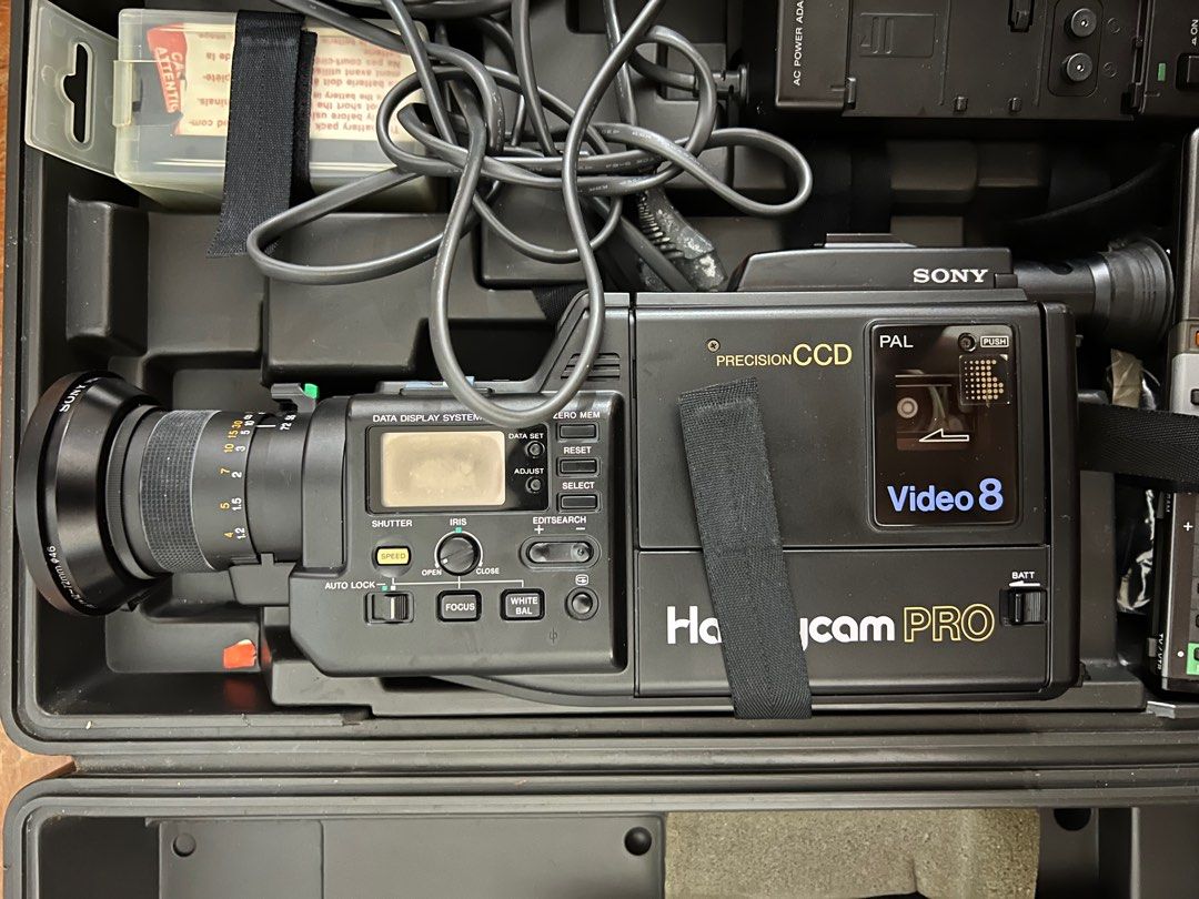 Vintage classic Sony Handycam PRO Video 8 Camcorder Hi8, Photography ...