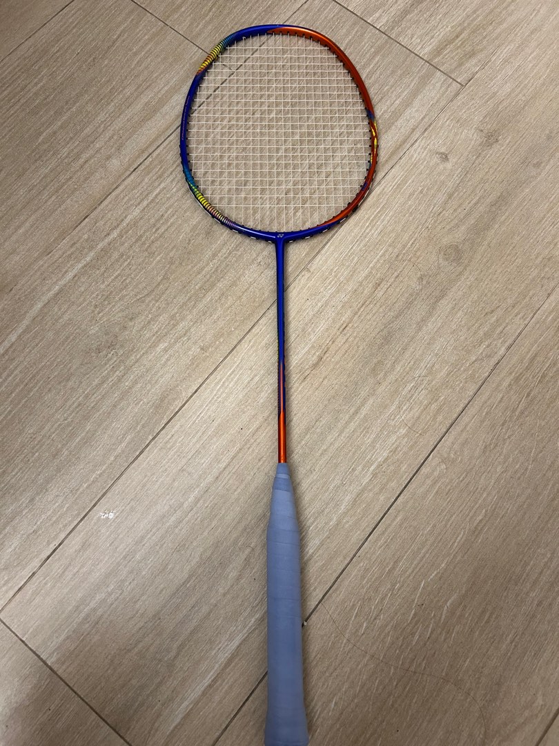 Yonex Astrox FB (有花）27磅線, 運動產品, 運動與體育, 運動與體育 - 球拍和球類運動 - Carousell